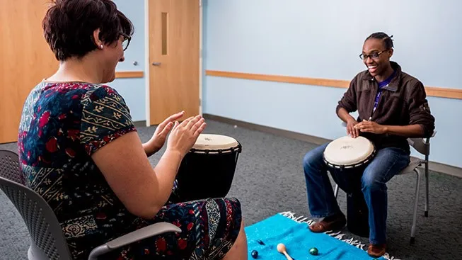 7 Types of Music Therapy to Heal or Relax (It Works!)