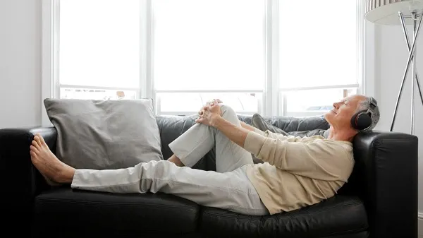 7 Types of Music Therapy to Heal or Relax (It Works!)