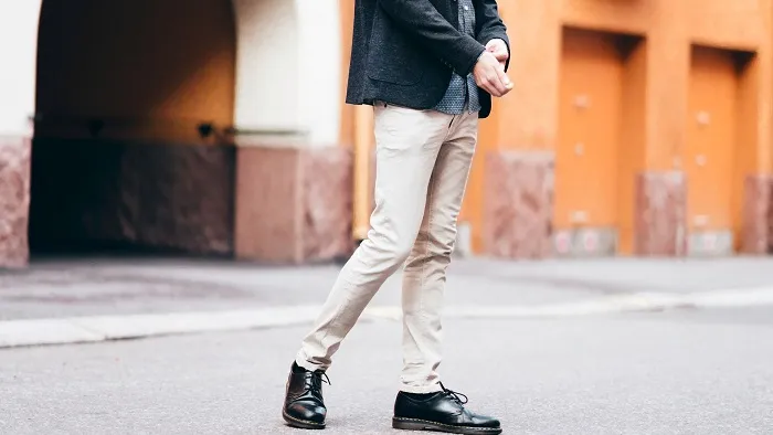 What to Wear to a Musical? Quick Tips for Men & Women