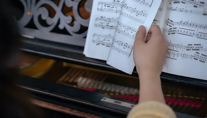 What is Melody in Music? Everything You Need to Know