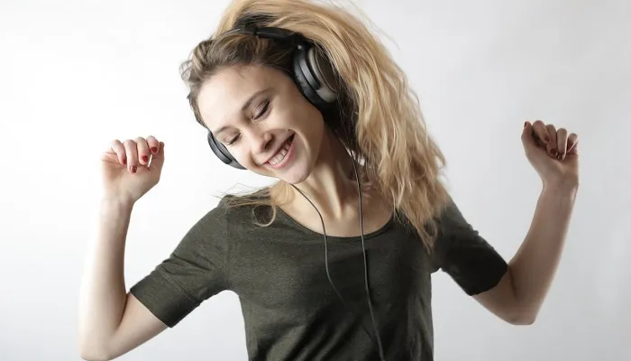 What is Groove in Music? Definition, Examples & Tips