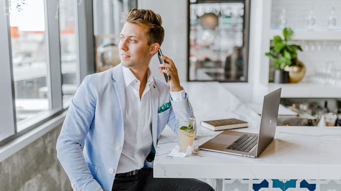 What Are Music Managers and What Do They Do?