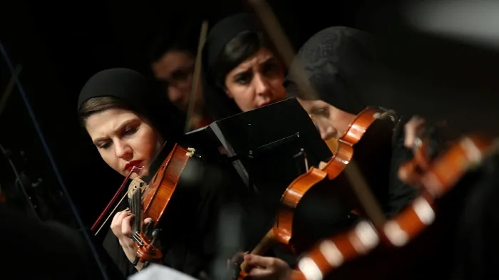 What Is a Phrase in Music? Definition, Meaning & Examples