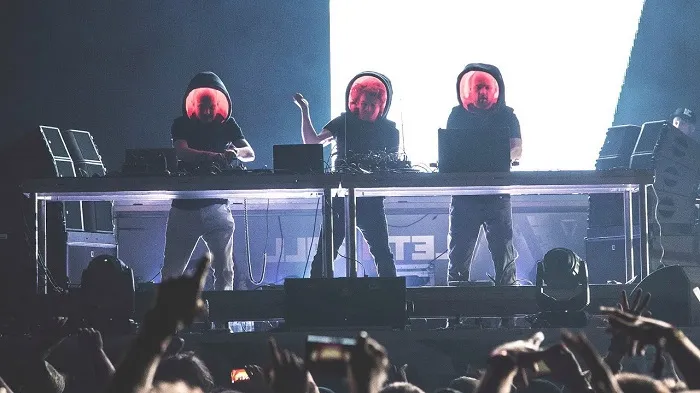 What Is Dubstep Music? Definition, Characteristics, Types & Examples