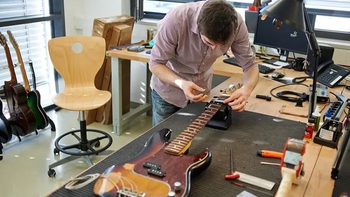 Thomann Review: How Good is Europe's Biggest Music Shop?