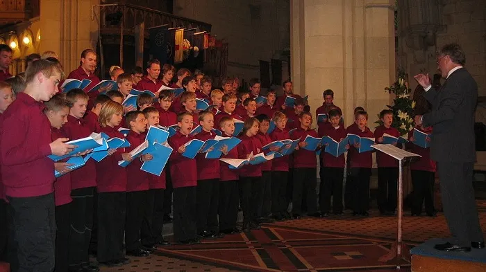 What Is an Acapella? A Closer Look Into this Ancient Yet Popular Music ...