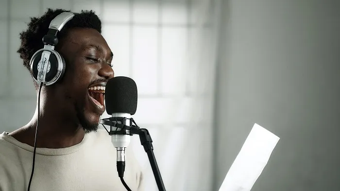 What Is an Acapella? A Closer Look Into this Ancient Yet Popular Music ...