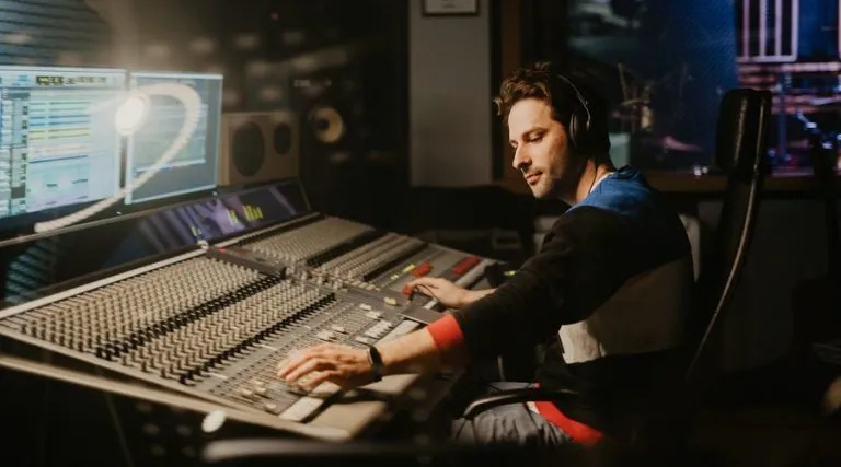 7 FREE Online Audio Mastering Tools to Get a Quick Master of Your Track