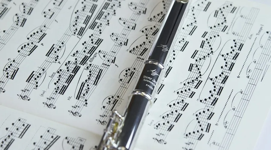 What Is a Refrain in Music? Definition, Characteristics & Examples