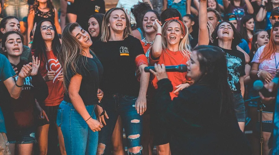 What Is Reverb in Music? Meaning, Uses & Examples