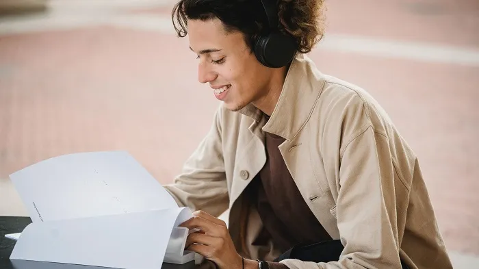 What Are Music Managers and What Do They Do?