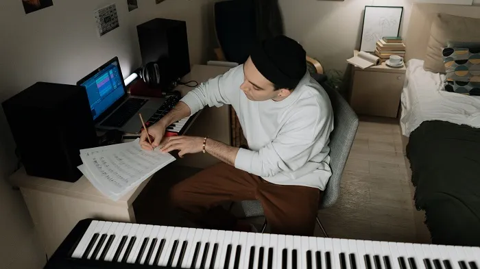 What Is a Tonic In Music? Definition, Uses & Examples