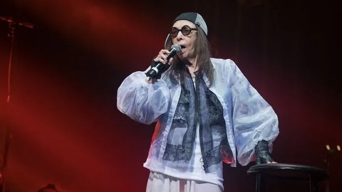 The 21 Best French Musicians Who Are Loved in France