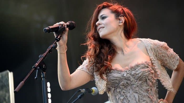 The 21 Best French Musicians Who Are Loved in France