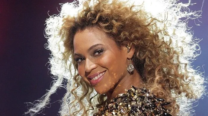 The 15 Wealthiest Female Musicians in the World