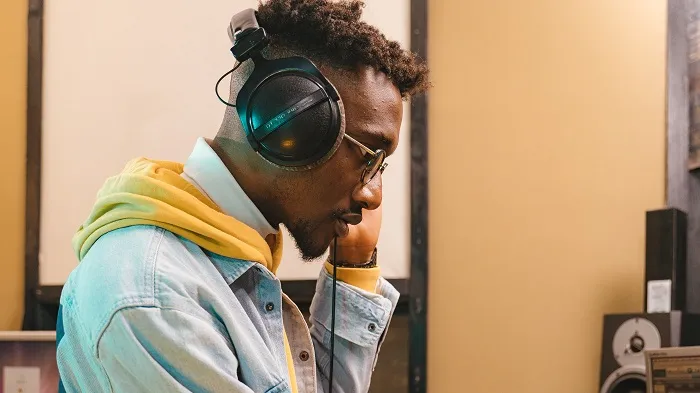 What Is an 808? (How It Works, Its History & How to Create the Perfect ...