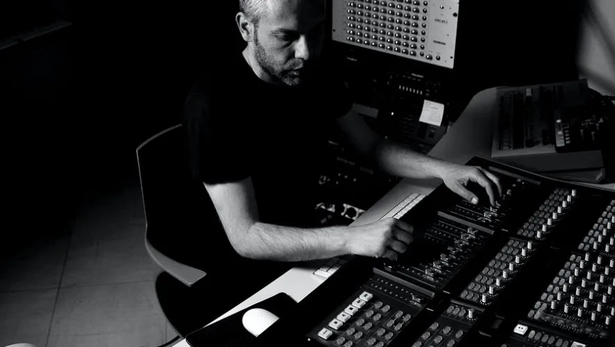 What Is Reverb in Music? Meaning, Uses & Examples