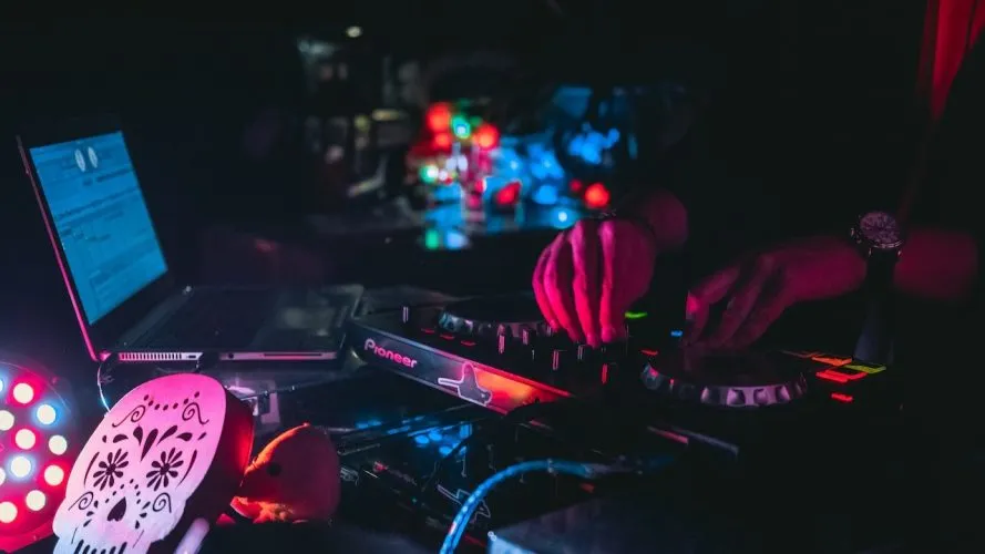 What Is a Stem in Music Production and How to Use Them?